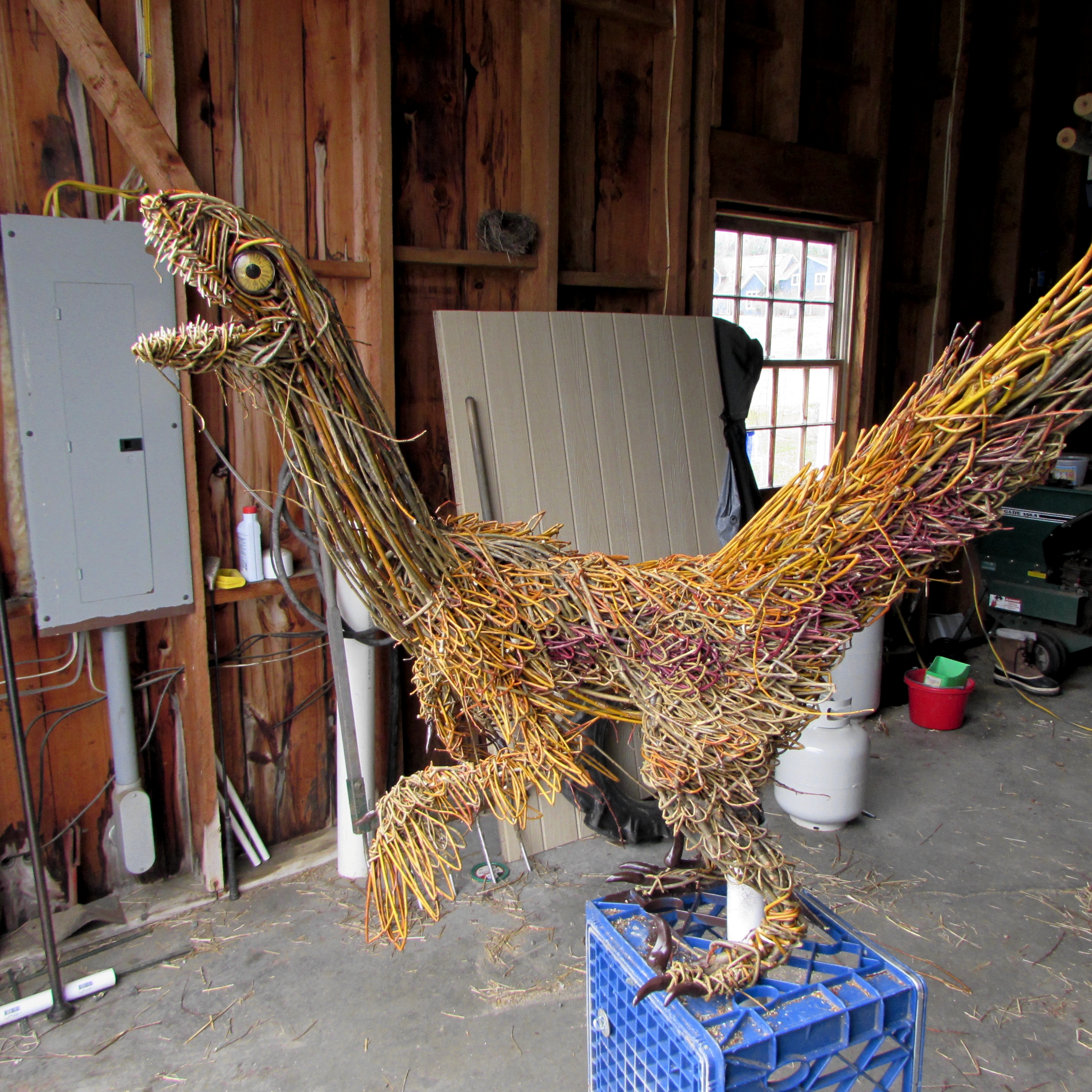 Deinonychus in willow | art | Digg