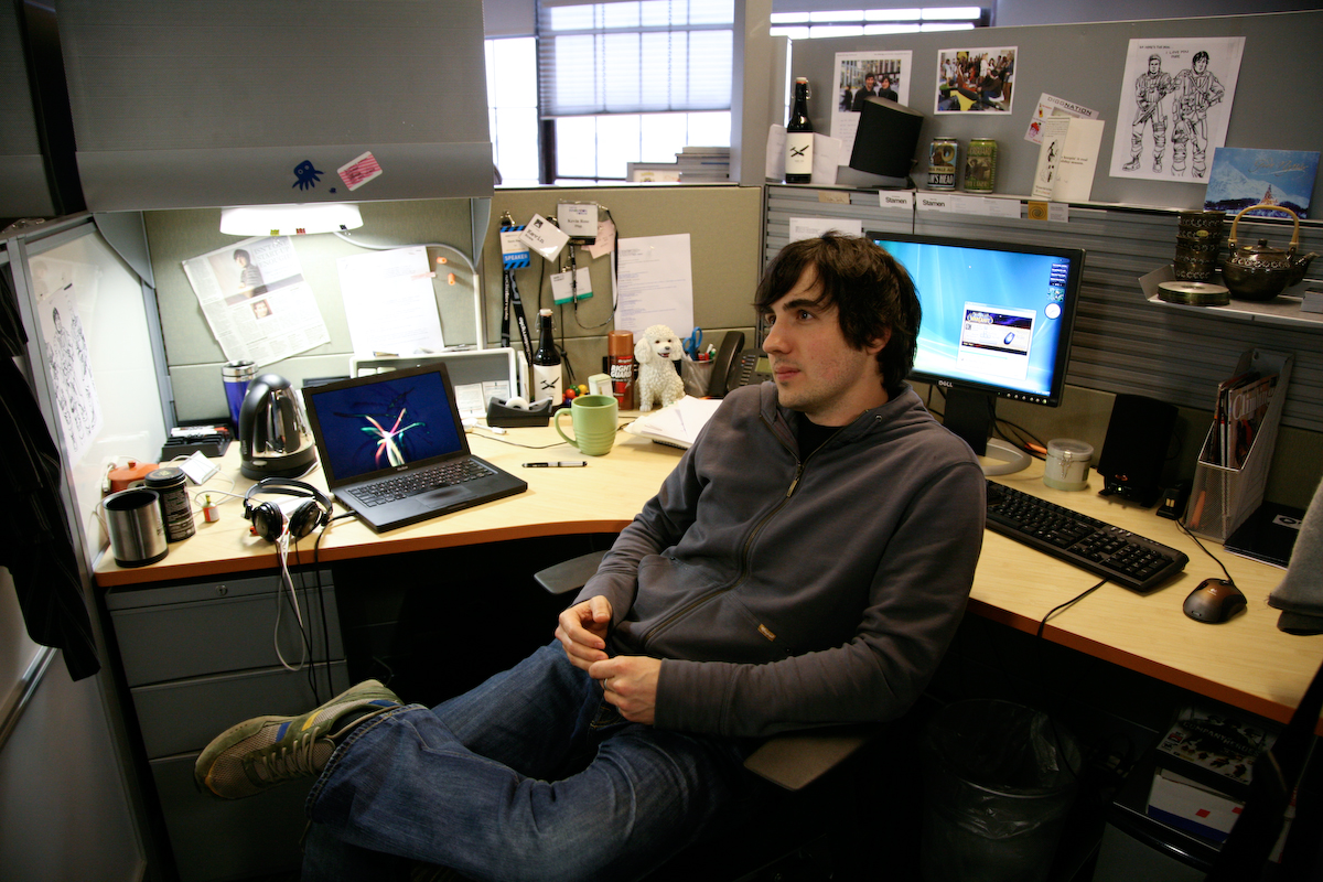 Kevin Rose at his desk at Digg headquarters, January 26, 2007 | digg | Digg