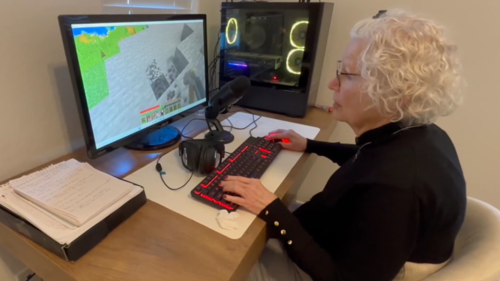 81-year-old grandma’s Minecraft YouTube channel pays for grandson’s ...